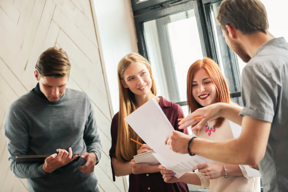 How to Develop the Most Competitive MVP in 2024: Tips by the Bizup Lab ...